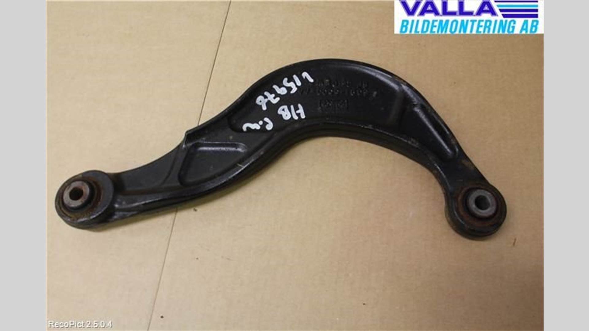 Bärarm bak övre höger till Volvo V70 [2008-2013] - BildelarBegagnade ...