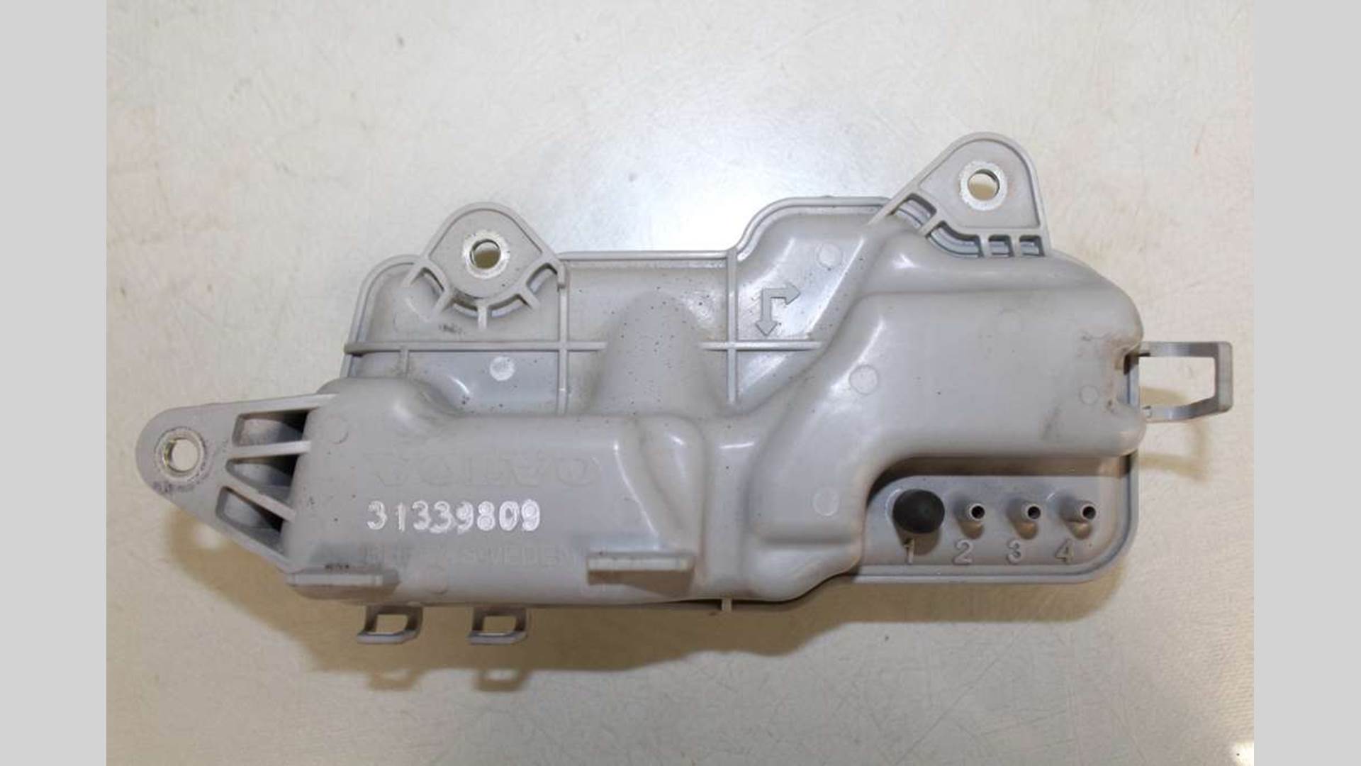 Volvo V60 [2014-2018] (YV1FW79C0H1337631)