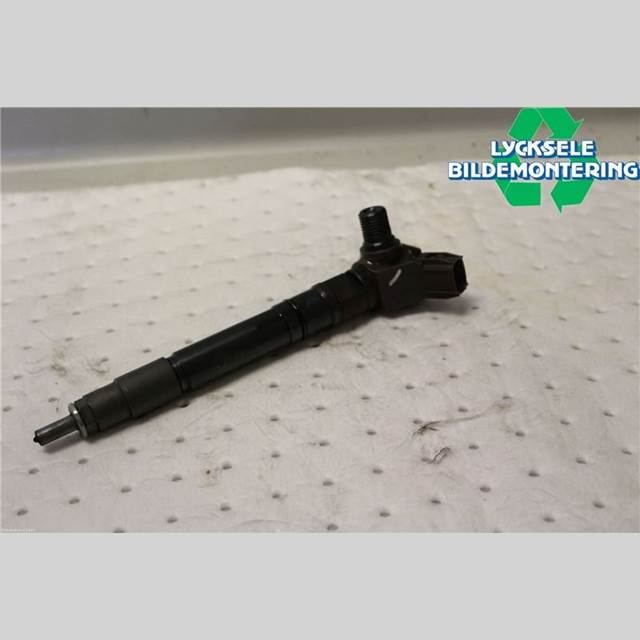 Injection distributor - INJECTION NOZZLE for Toyota Hilux [2016 ...