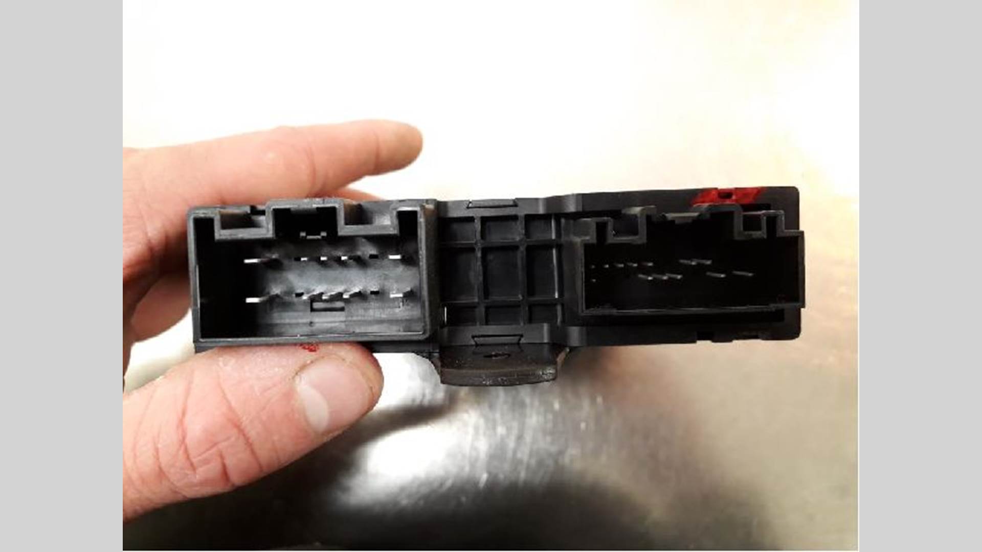 Tailgate-control module for Volvo XC40 [2018-] VOLVO XC40 (AL-L1104037 ...