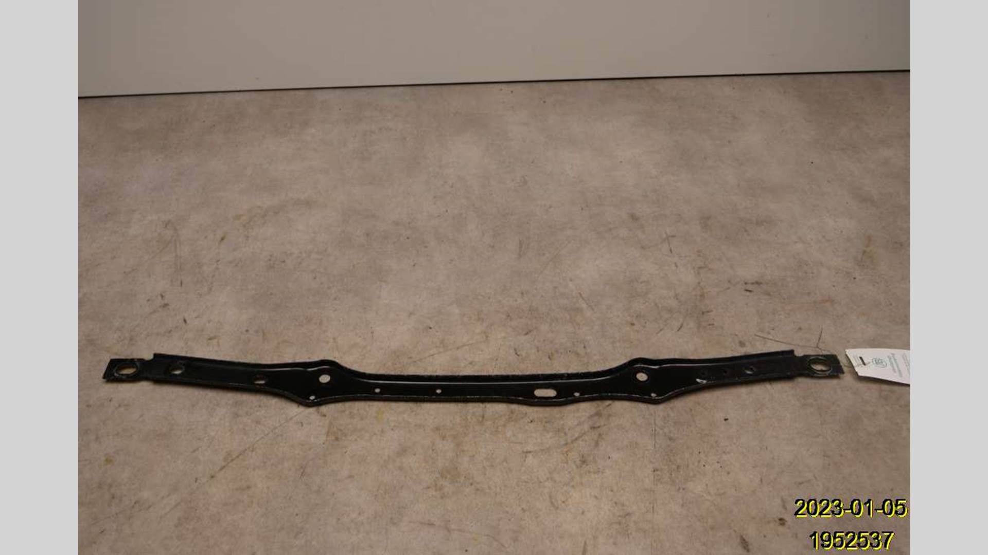 Framvagn övrigt till Volvo V60 Cross Country [2019 ...