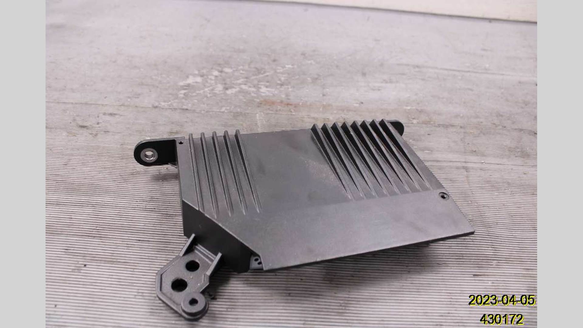 Radio/stereo förstärkare till Volvo V60 [2019-] - BildelarBegagnade ...