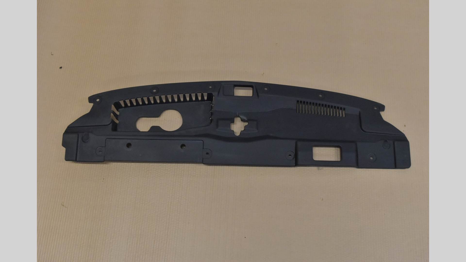 Frontplåt till Mitsubishi Outlander [2013-2021] - BildelarBegagnade ...