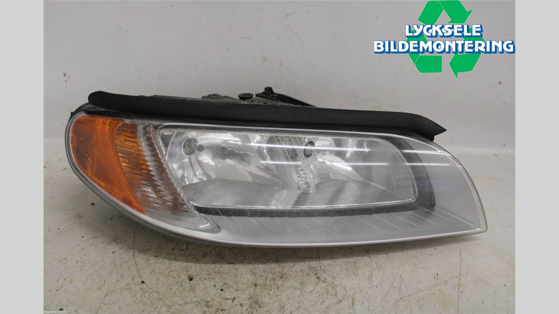 Strålkastare höger till Volvo V70 [2008-2013] - BildelarBegagnade delar ...