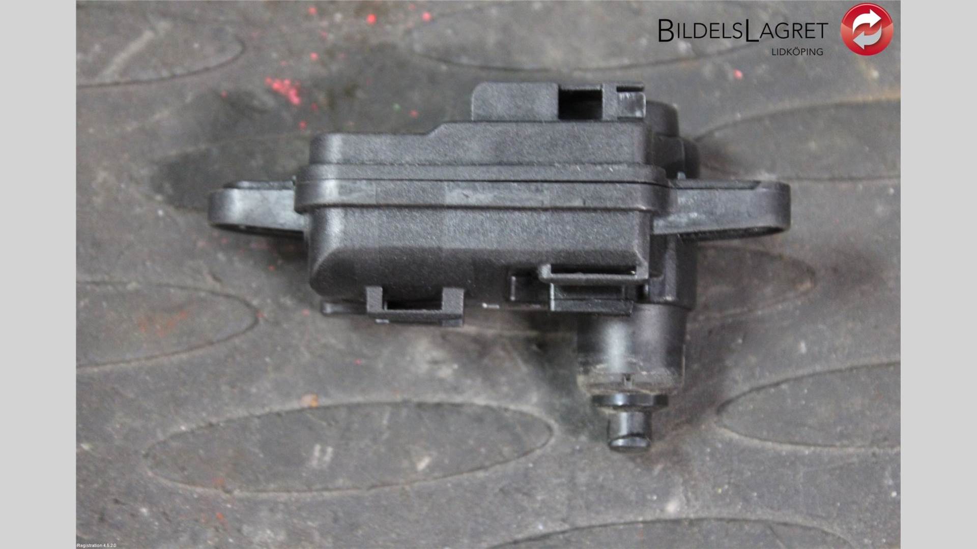 8V0862159A - Begagnade delar online